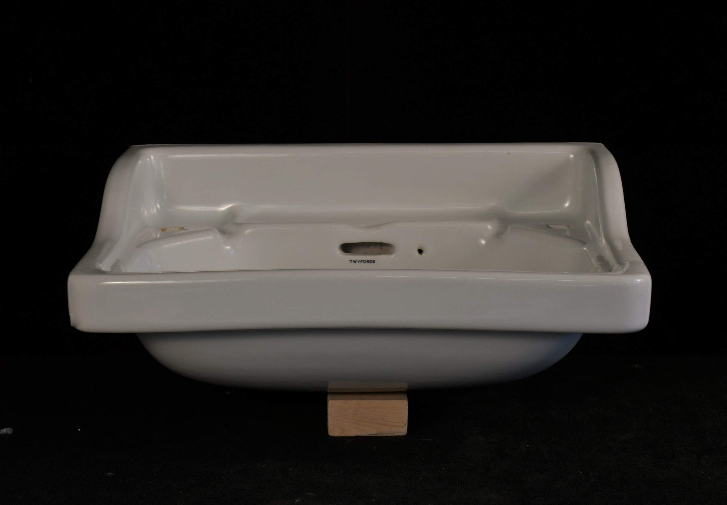 Large Wash Hand Basins | Mongers