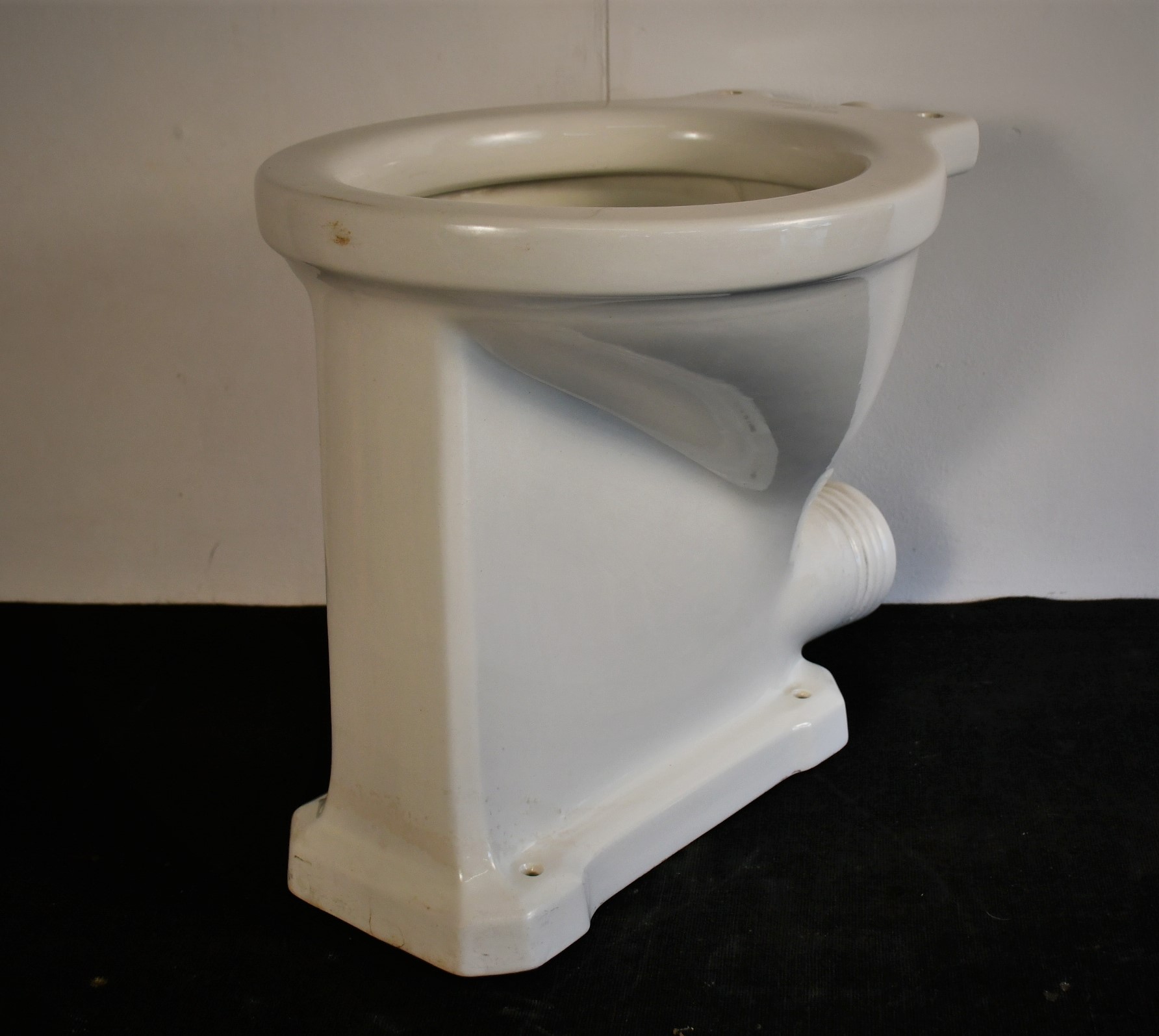 Vintage Toilets | Mongers