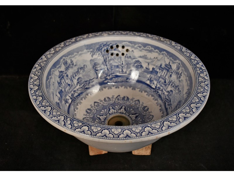 Antique and reclaimed bathroom basins, cloakroom basins and sinks ...