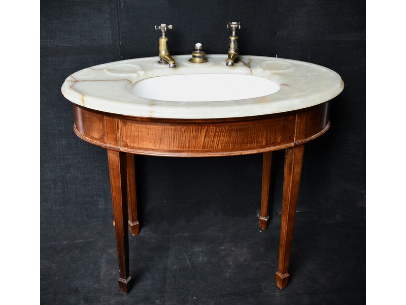 Antique and reclaimed bathroom basins, cloakroom basins and sinks ...